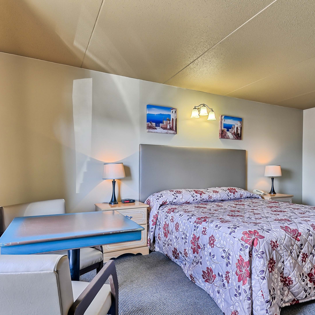 Regular Room - Motel Auberge St-Eustache